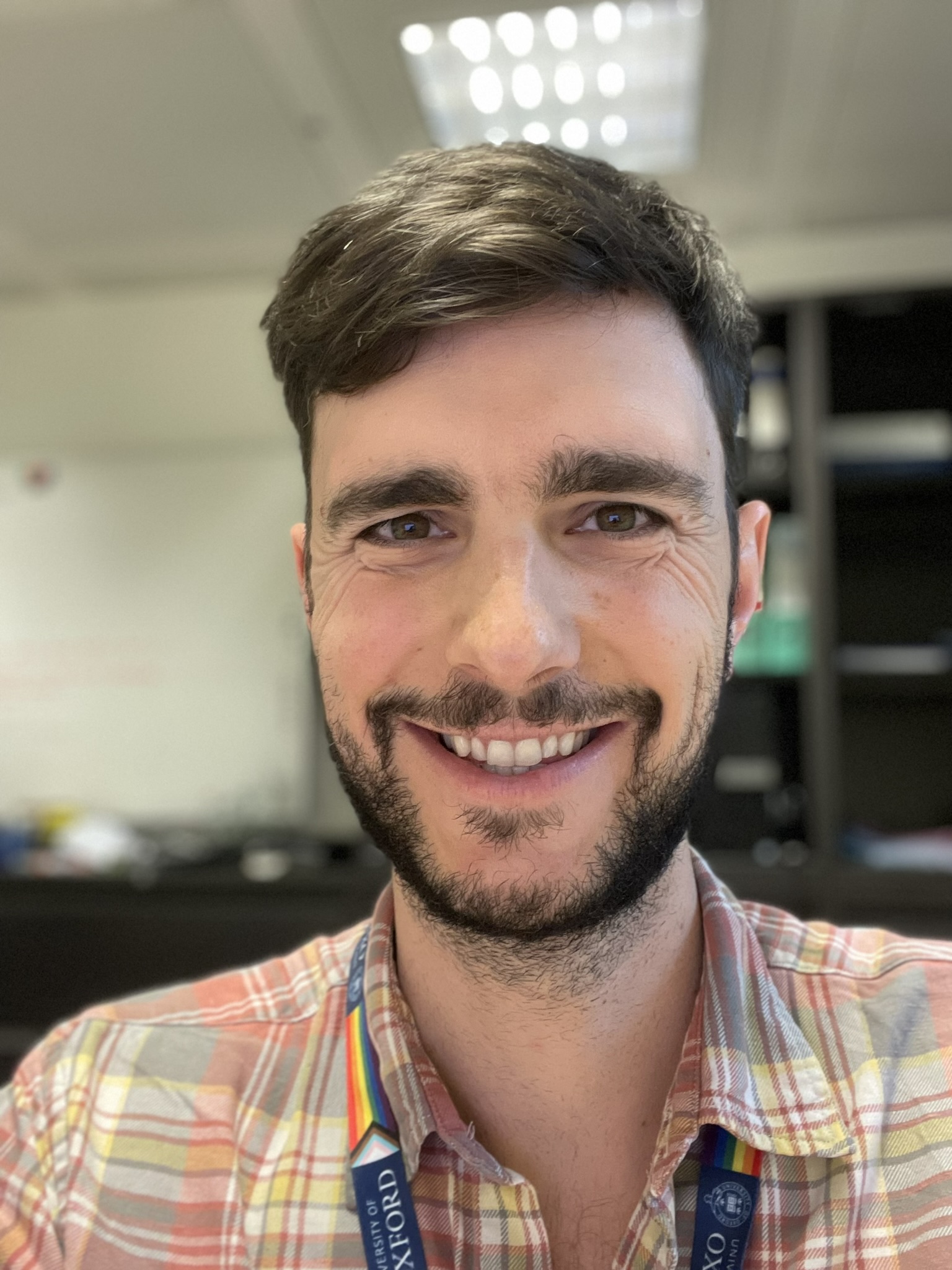 Dr Harry Mackenzie | NMR Facility Dr Harry Mackenzie | NMR Facility